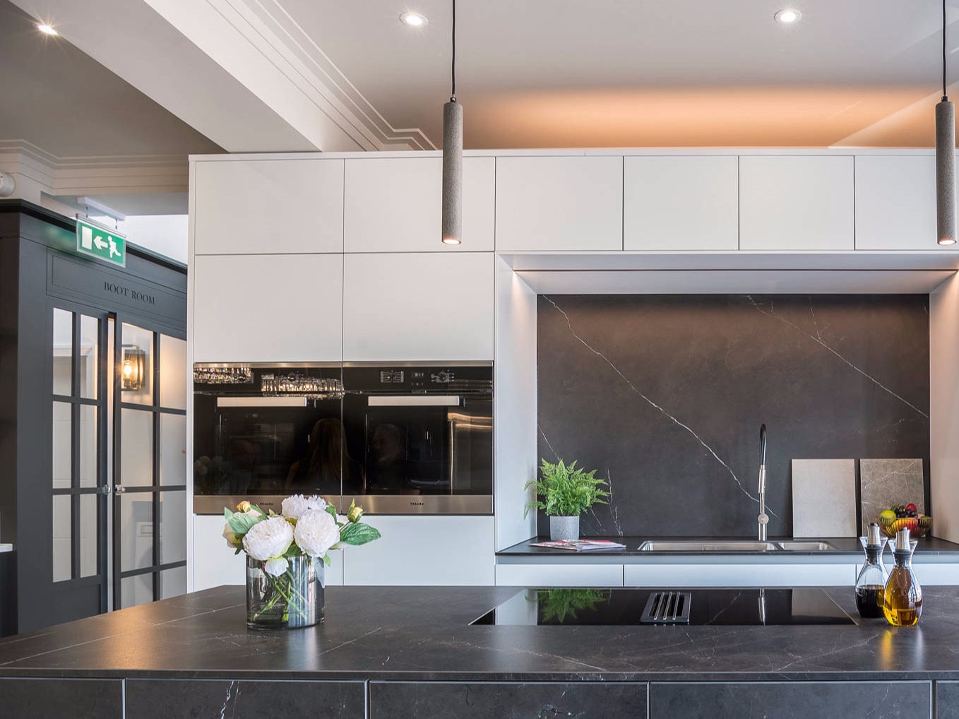 Contemporary and Modern Fitted Kitchens in Leigh-on-Sea | KBD Kitchens ...